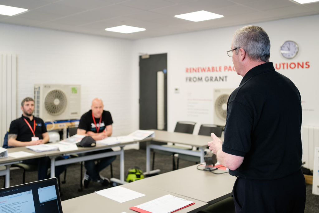 Grant heat pump training now available at Combined Heating Services Training Centre - PHPI Online